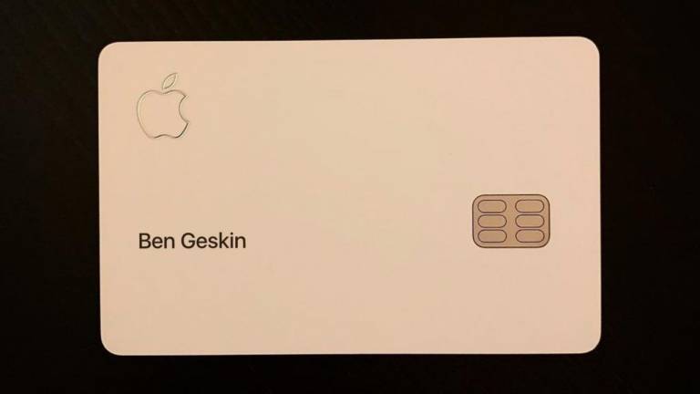 Apple Card shows up in the flesh with its minimalist design - SlashGear