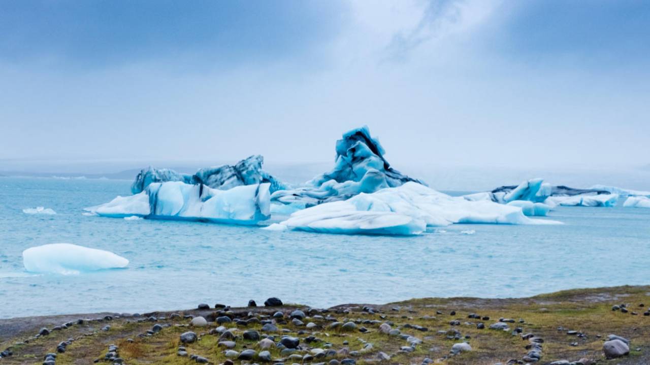 NASA gives climate change skeptics the melting ice data to crunch ...