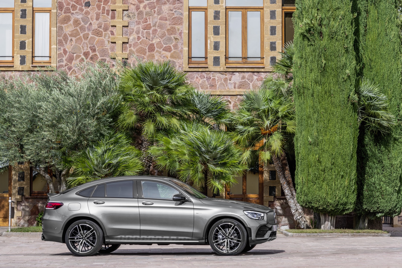 2020 Mercedes-AMG GLC 43 Gallery