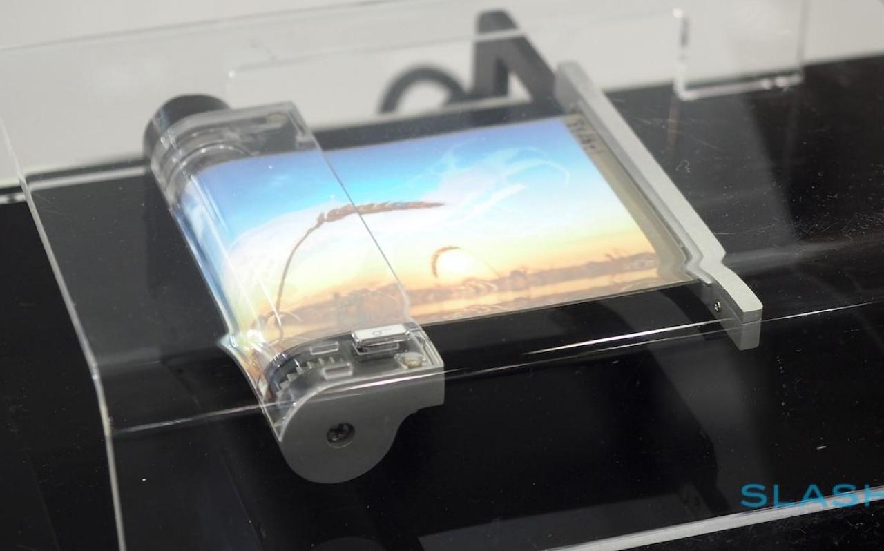 Sony is making a foldable, rollable tablet ready for late 2019 - SlashGear