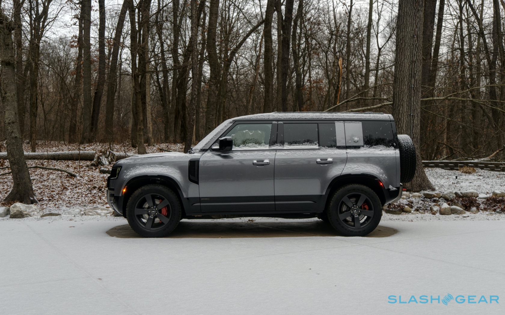 2020 Land Rover Defender Gallery
