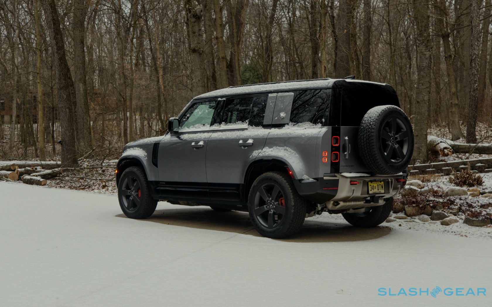 2020 Land Rover Defender Gallery