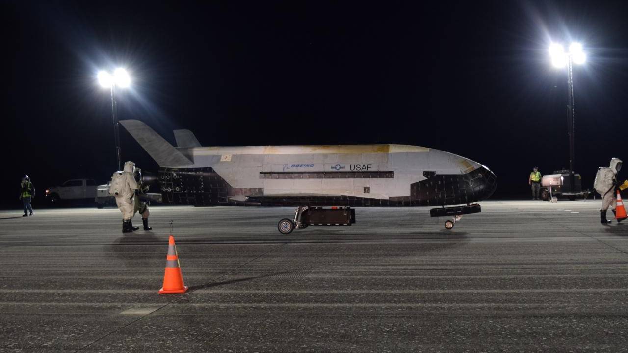 Air Force X-37B spaceplane lands after record-breaking 780 days in ...