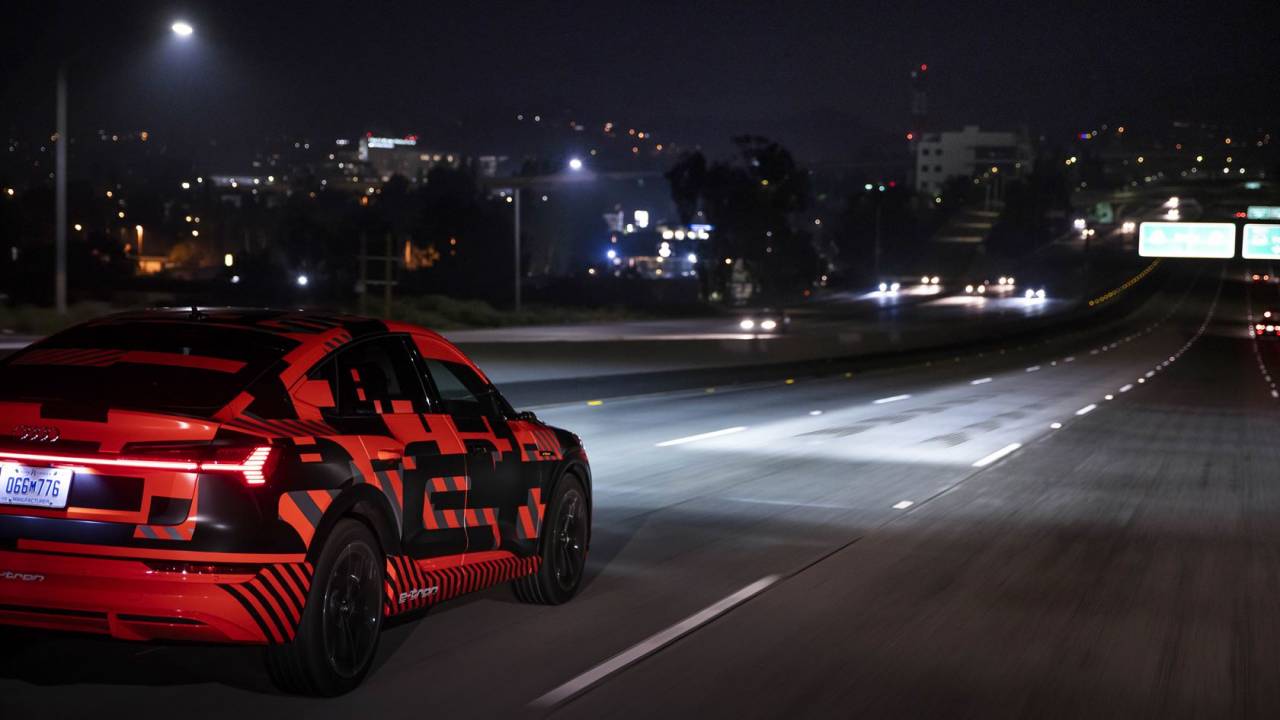 Audi Digital Matrix LED Headlights first look: The e-tron tech the US ...