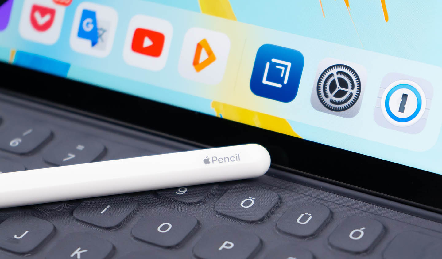Apple tipped to release iPad keyboard with trackpad later this year ...