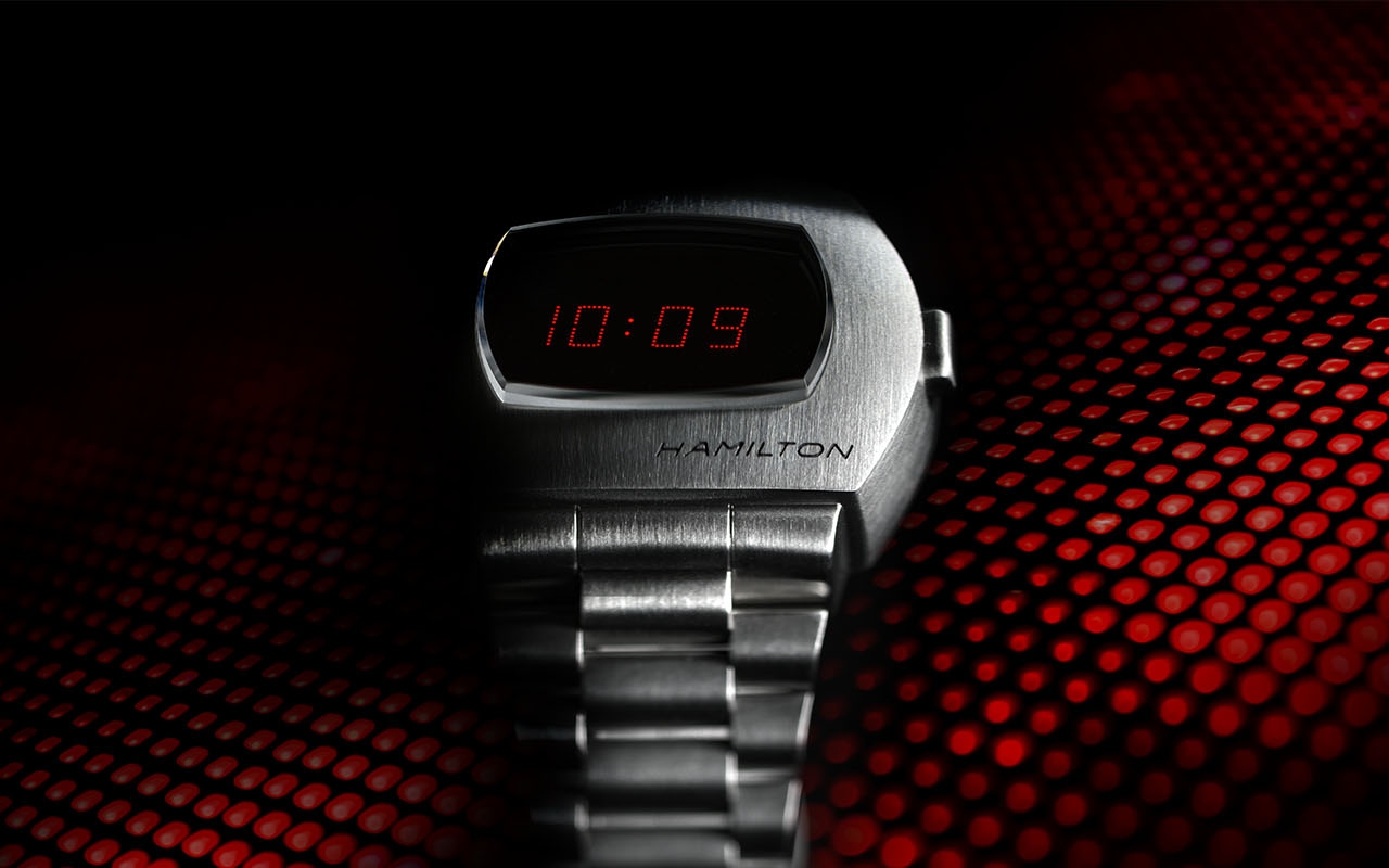 Hamilton PSR brings back the Pulsar watch like it was the 70s again ...