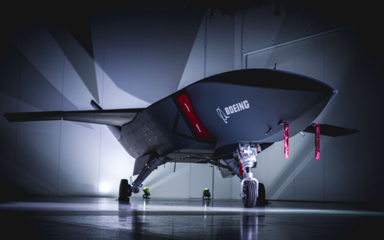 Boeing Loyal Wingman unmanned aircraft takes shape in Australia - SlashGear