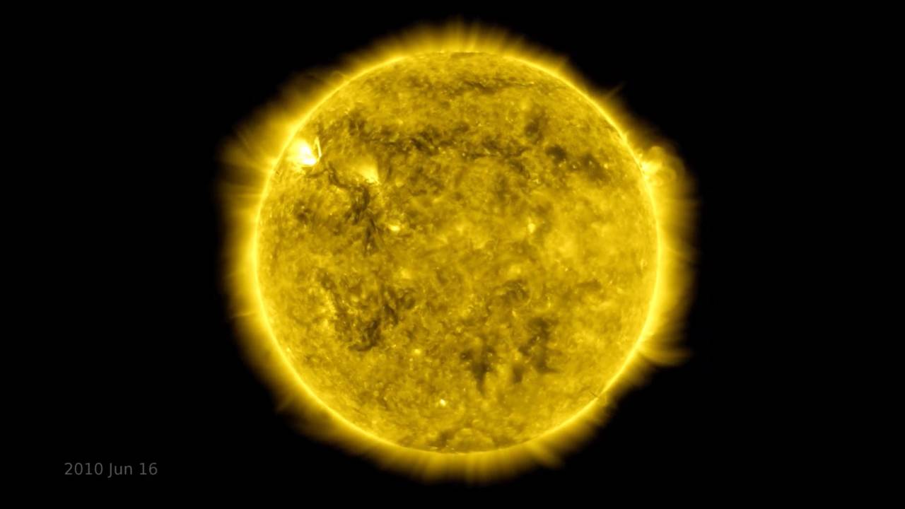 Mesmerizing time-lapse captures NASA's ten years of Sun study - SlashGear
