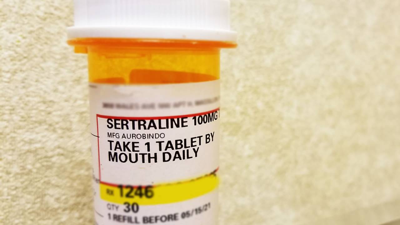 Popular Antidepressant In Short Supply Because Of Pandemic Says FDA popular-antidepressant-in-short-supply-because-of-pandemic-says-fda