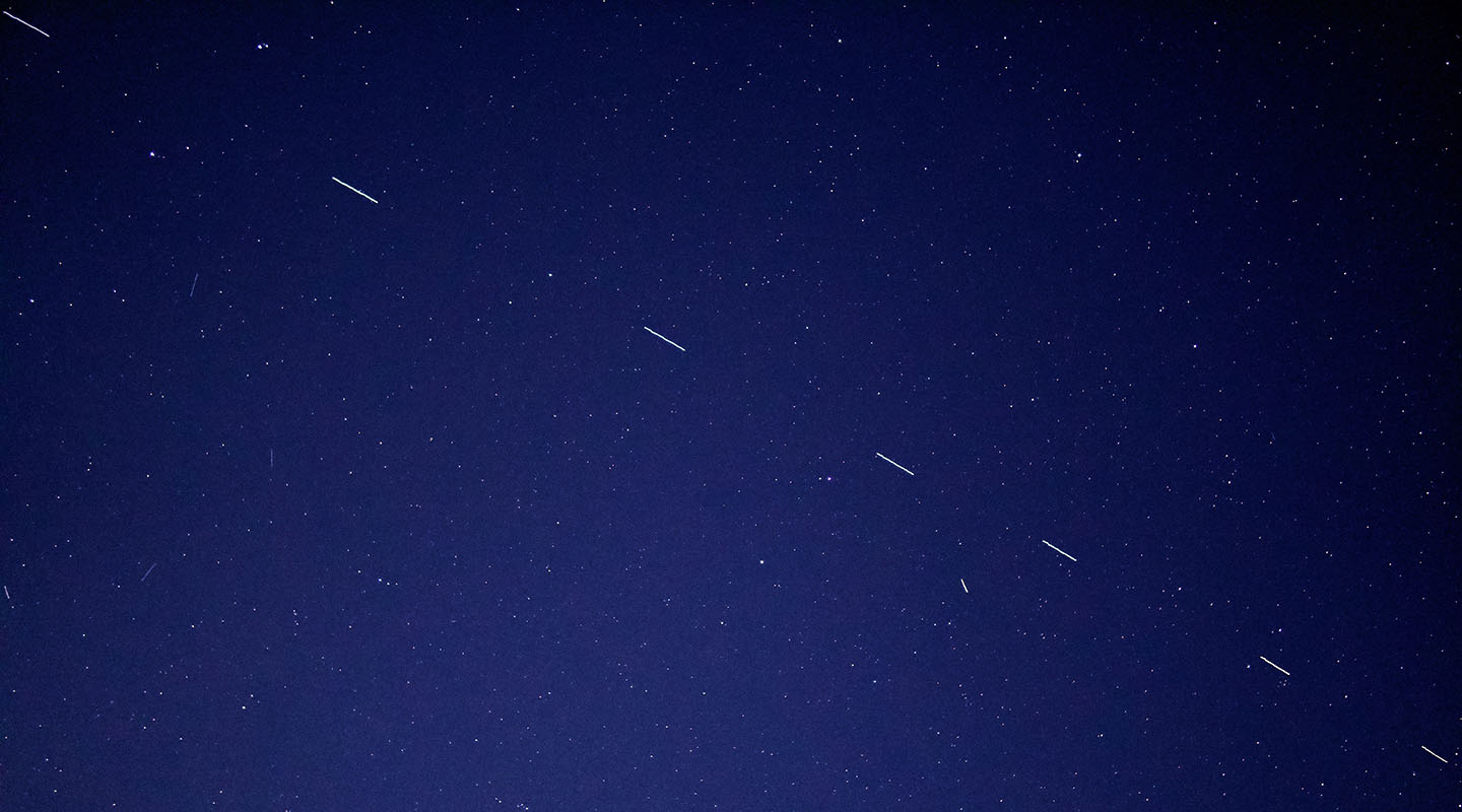 SpaceX's weekend Starlink launch featured a stunning early morning sky ...