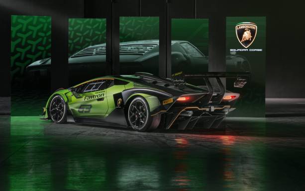 The Lamborghini Essenza SCV12's wheel is a thing of track-focused ...