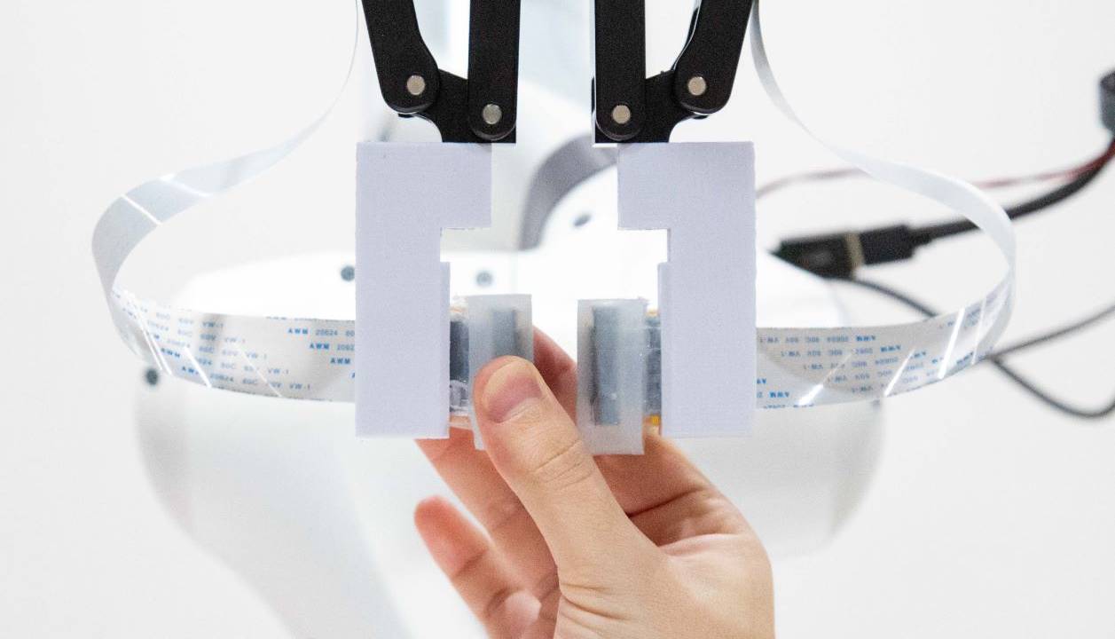 Researchers team with Intel to make super-sensitive artificial skin ...