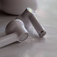 OnePlus Buds hands-on: AirPods power for half the price? - SlashGear