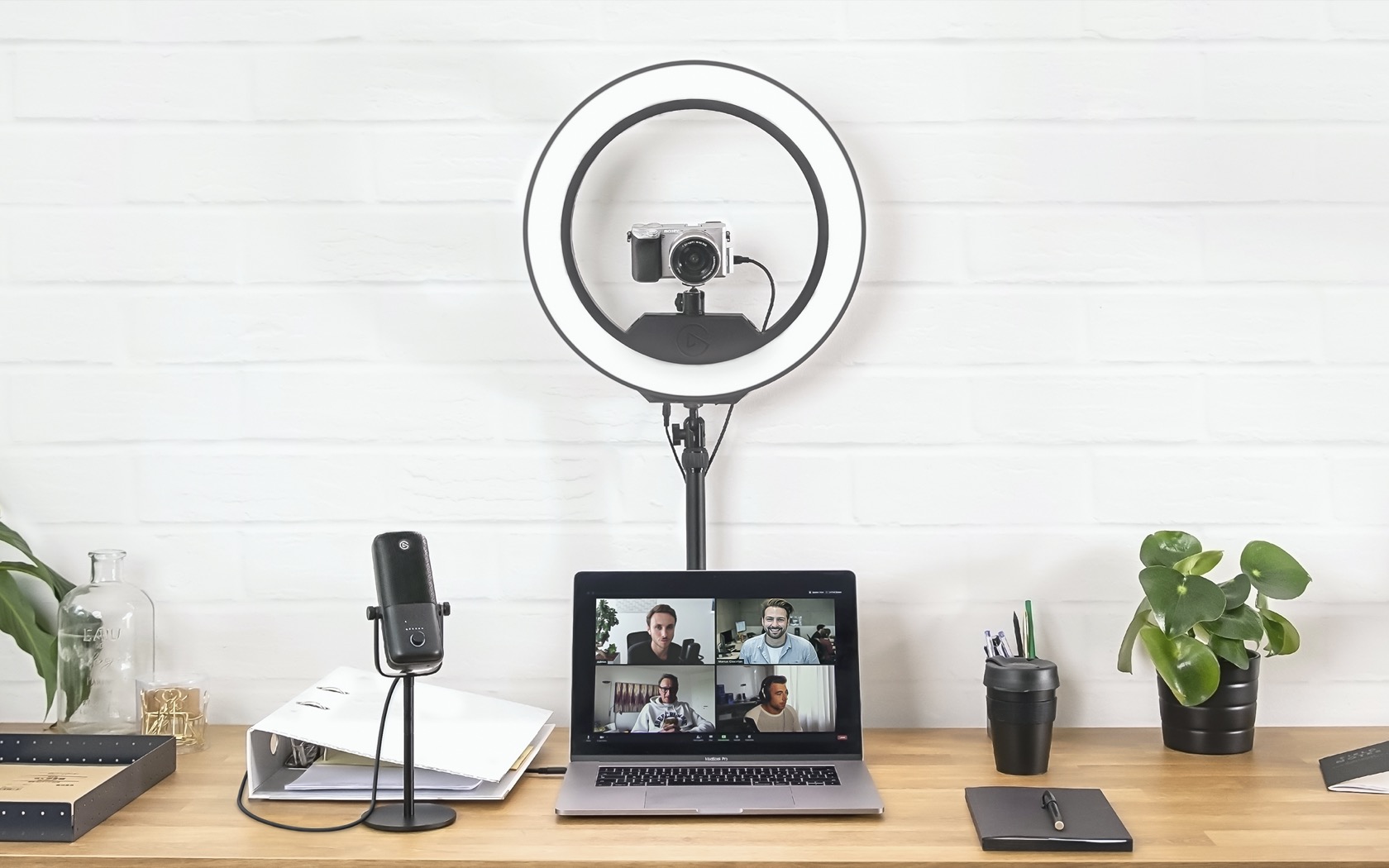 Elgato Ring Light adds WiFi to a WFH essential - SlashGear