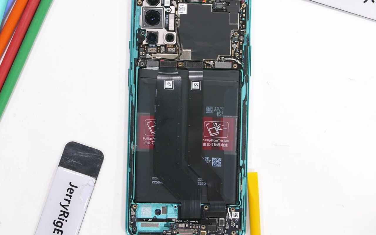 OnePlus 8T teardown reveals charging and cooling features - SlashGear