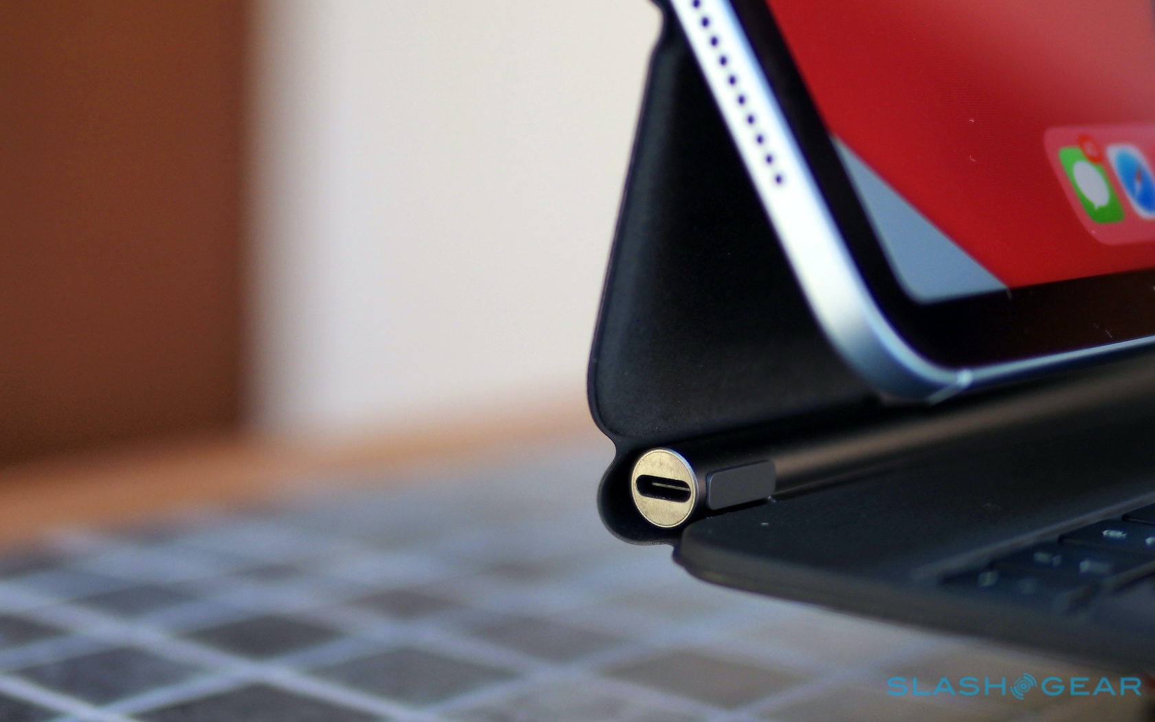 Apple iPad Air (2020) Review – Marvel in the Middle - SlashGear