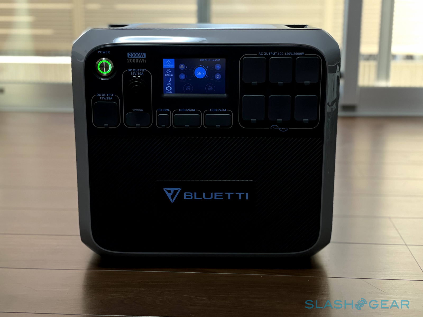 Bluetti AC200P Power Station Review - SlashGear
