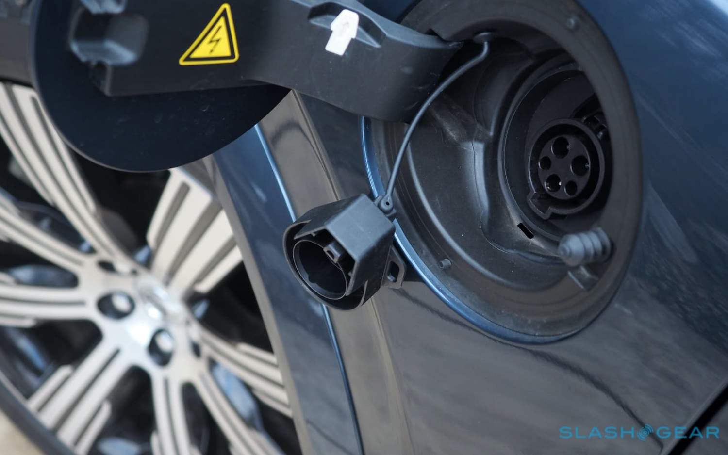 2021 Volvo XC90 T8 Recharge Review – Luxury first, hybrid second ...