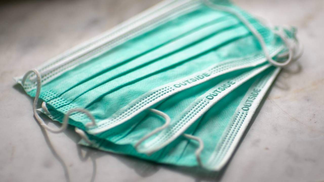 Study finds an important reason to wear three-layer face masks - SlashGear