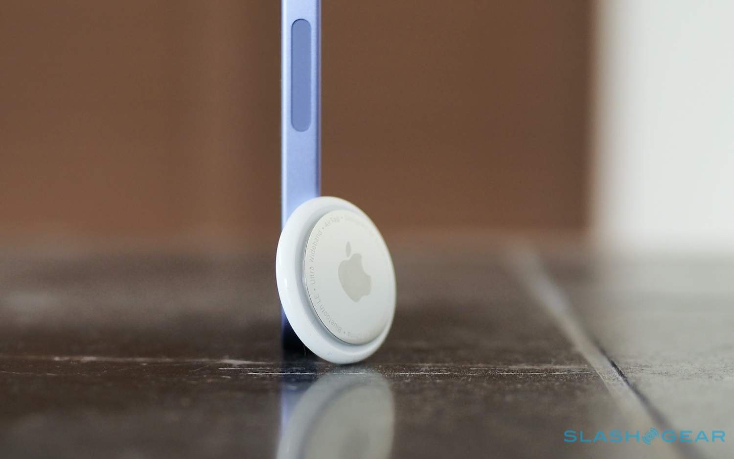 Apple AirTag Gallery