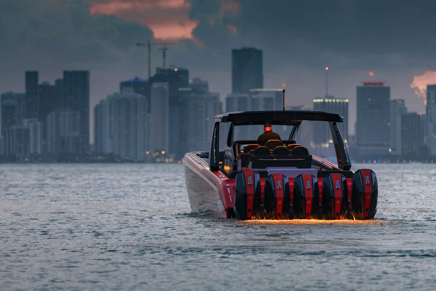 Cigarette 41' Nighthawk AMG Black Series Gallery