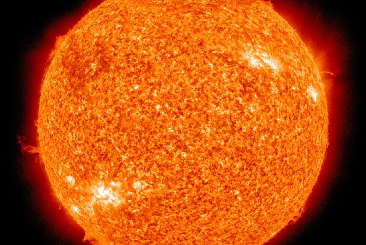 Massive eruption on the sun reveals clues that could solve scientific ...