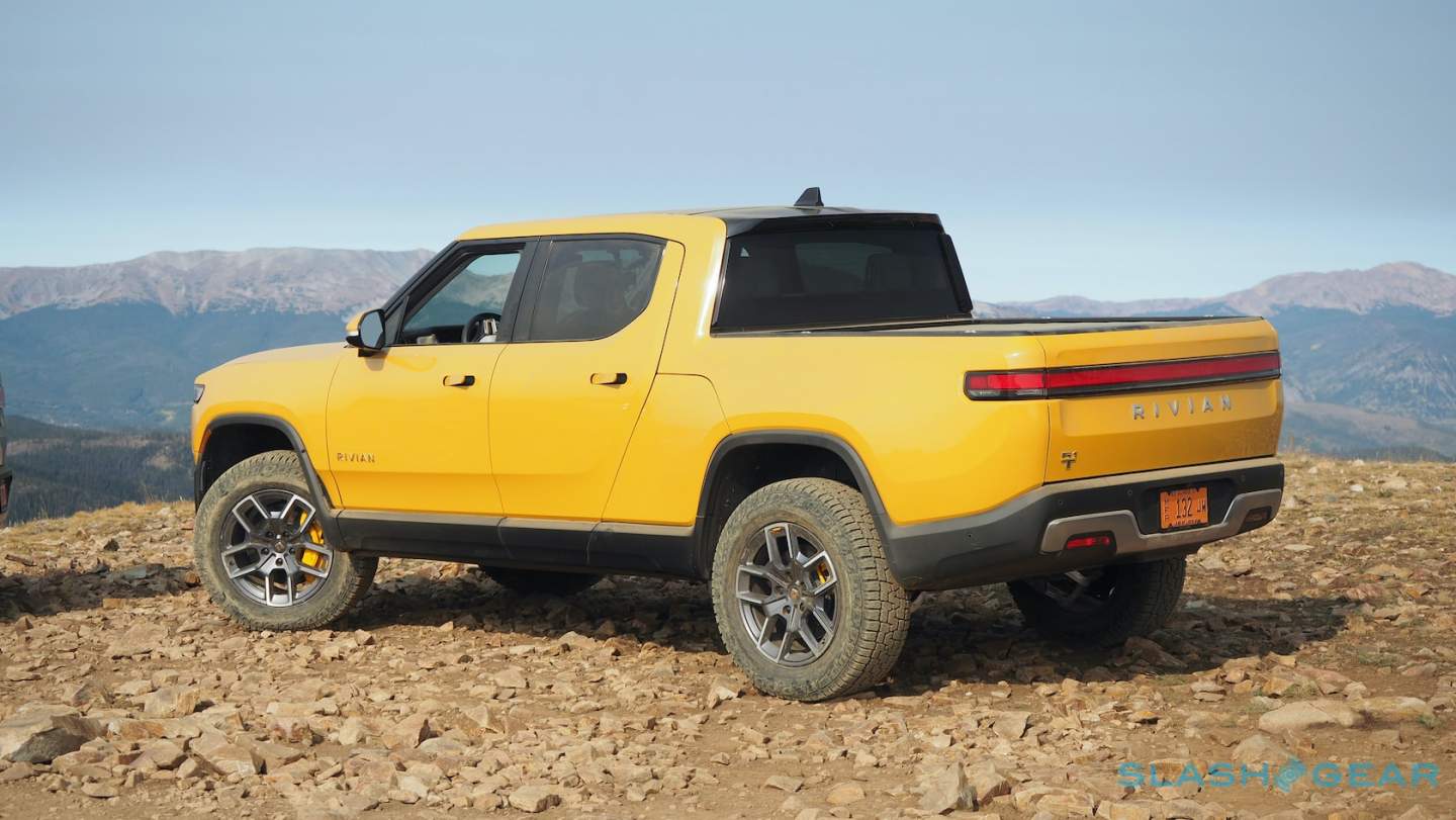 2022 Rivian R1T Gallery