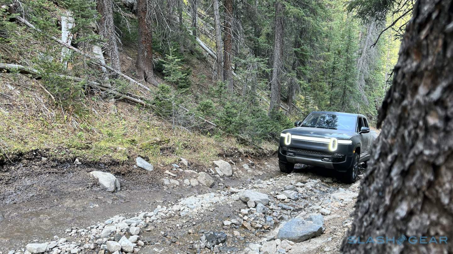 2022 Rivian R1T Gallery