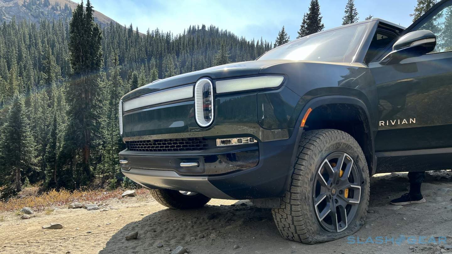 2022 Rivian R1T Gallery