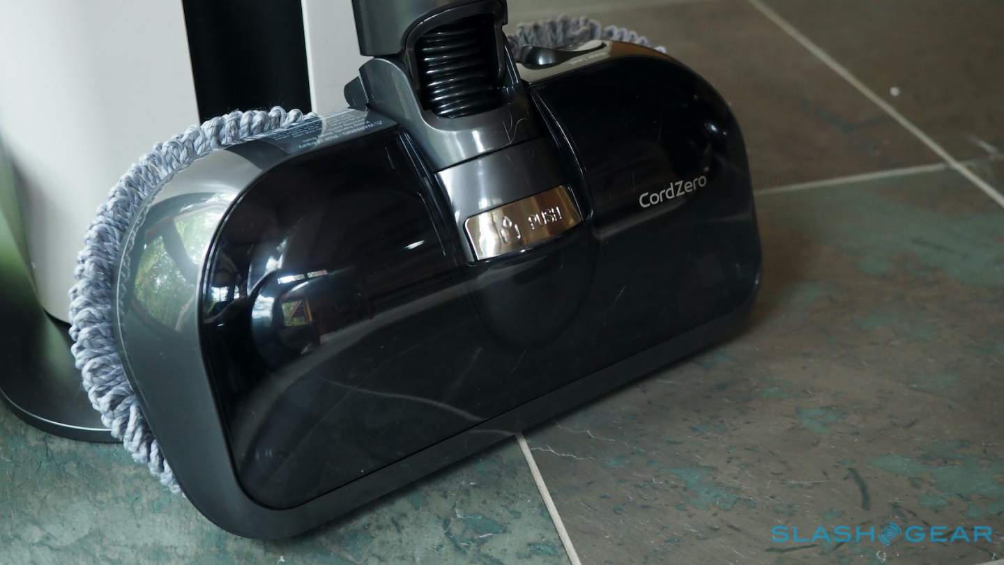 Lg Cordzero Cordless Vacuum A939 With All In One Tower Review Slashgear