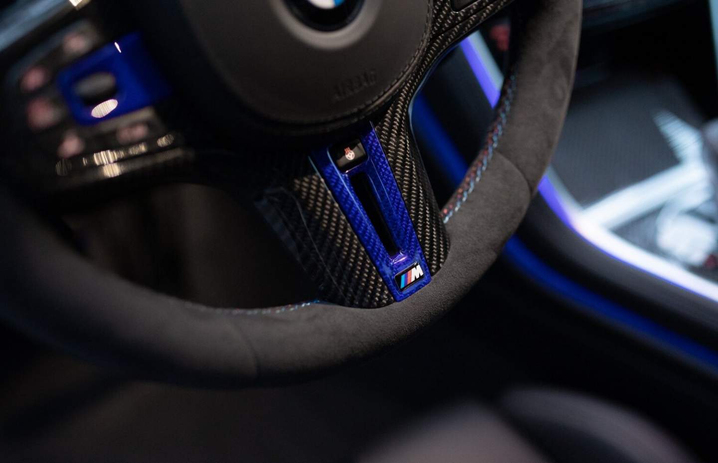 Manhart MH8 800 Returns With Tons Of Power And Sporting Appeal